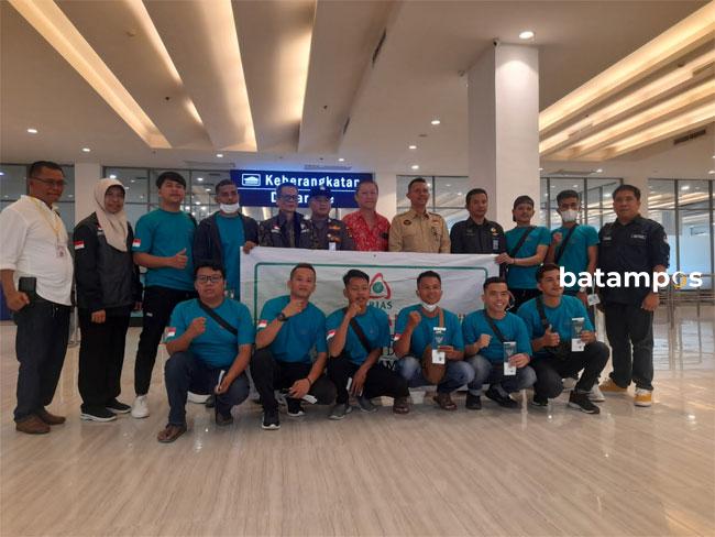 10 PMI Asal Batam Diberangkatkan ke Malaysia – Metropolis