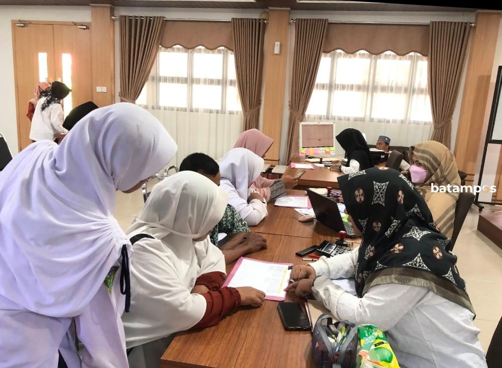 Peserta Membludak, MAN I Batam Tetap Pertahankan Kuota Daya Tampung ...