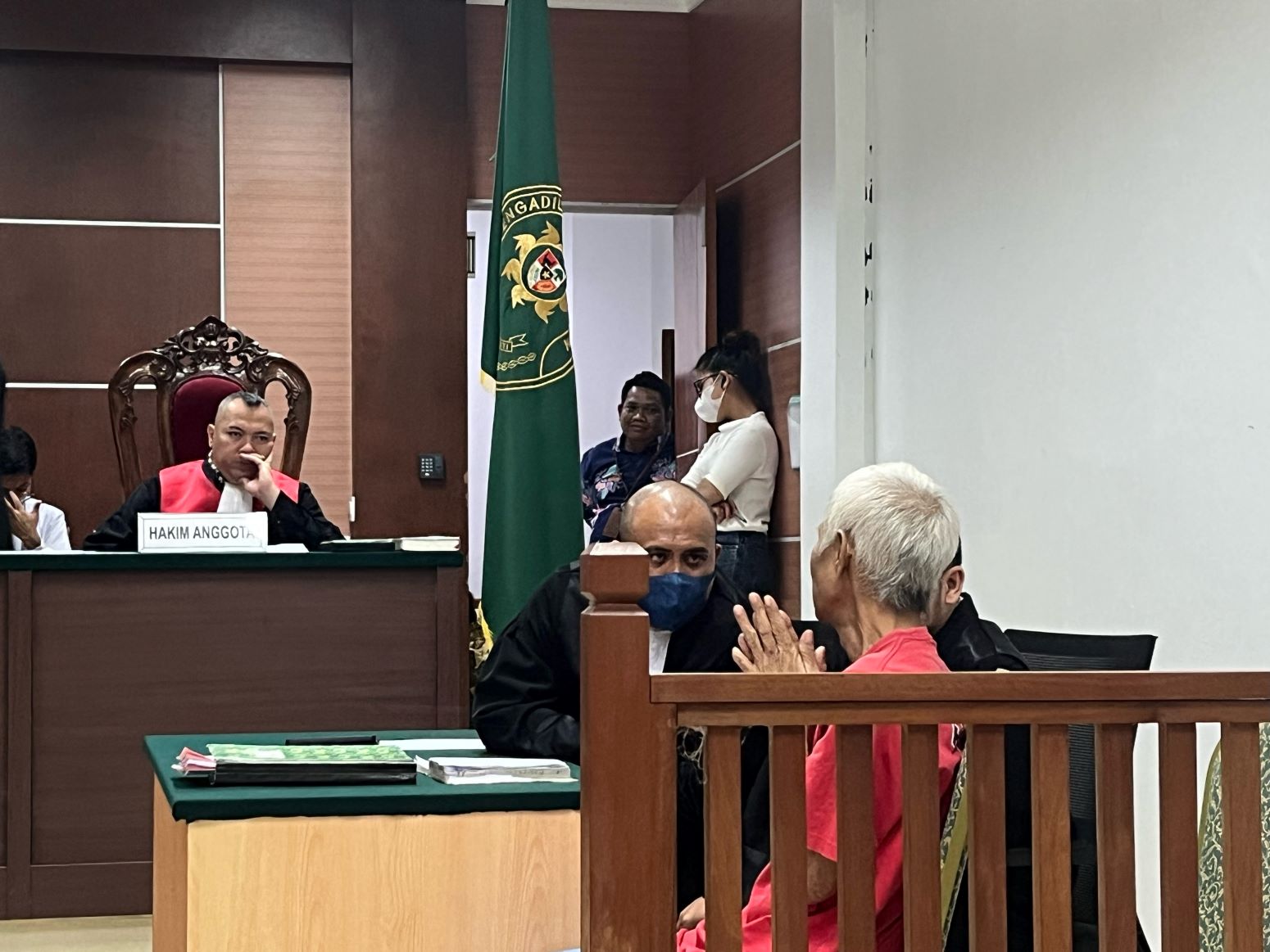 Terbukti Lecehkan Bocah SD, Sopir Bimbar Menangis Divonis 7 Tahun ...