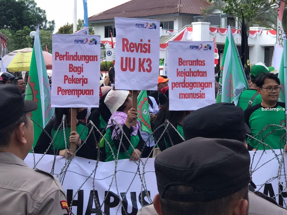 Dari Demo Buruh di Batam, Angkat Tiga Isu Lokal – Metropolis