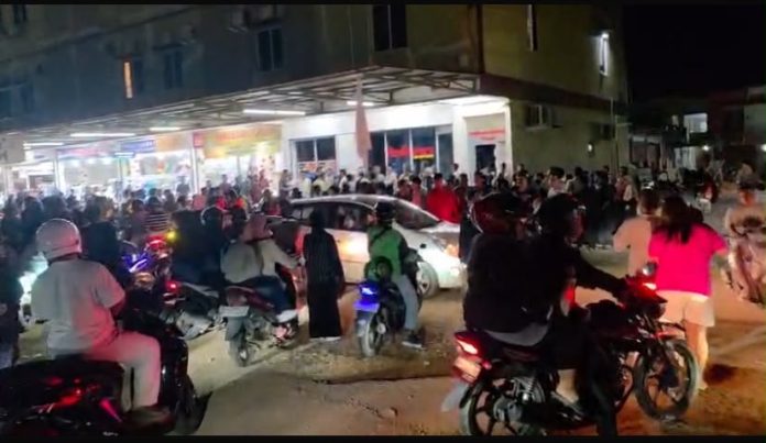 Soroti Dugaan Prostitusi hingga Masalah Parkir, Ratusan Warga Geruduk ...